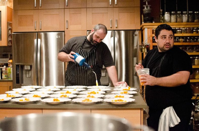 How to Use a Bondo - How 2 Use